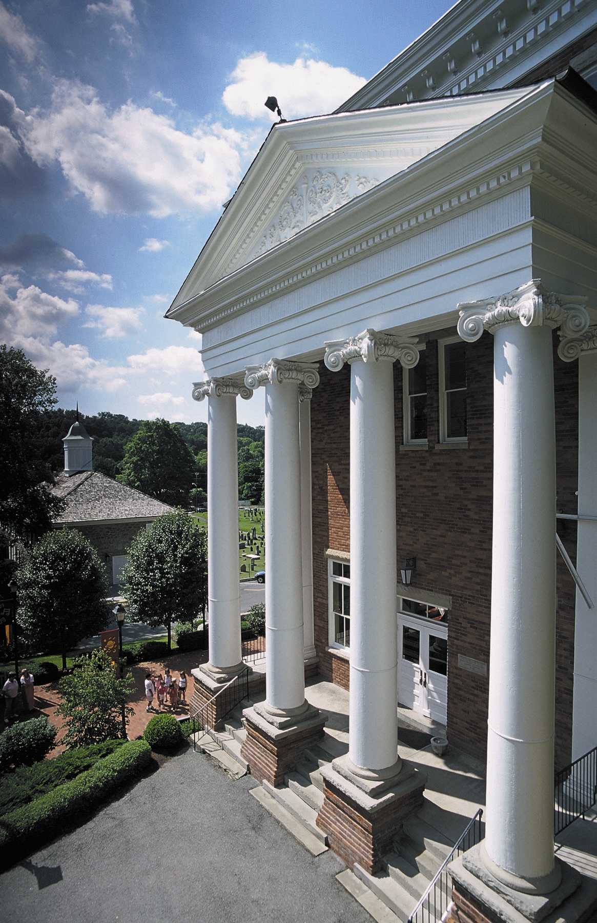 Carnegie Hall | West Virginia Historic Theatre Trail