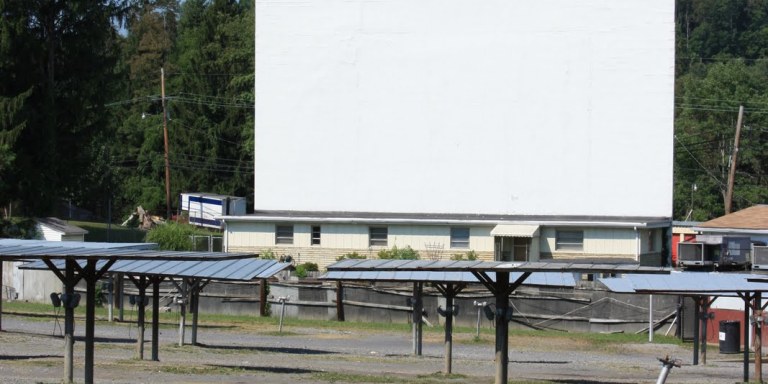 Sunset Drive-In Theater | West Virginia Historic Theatre Trail